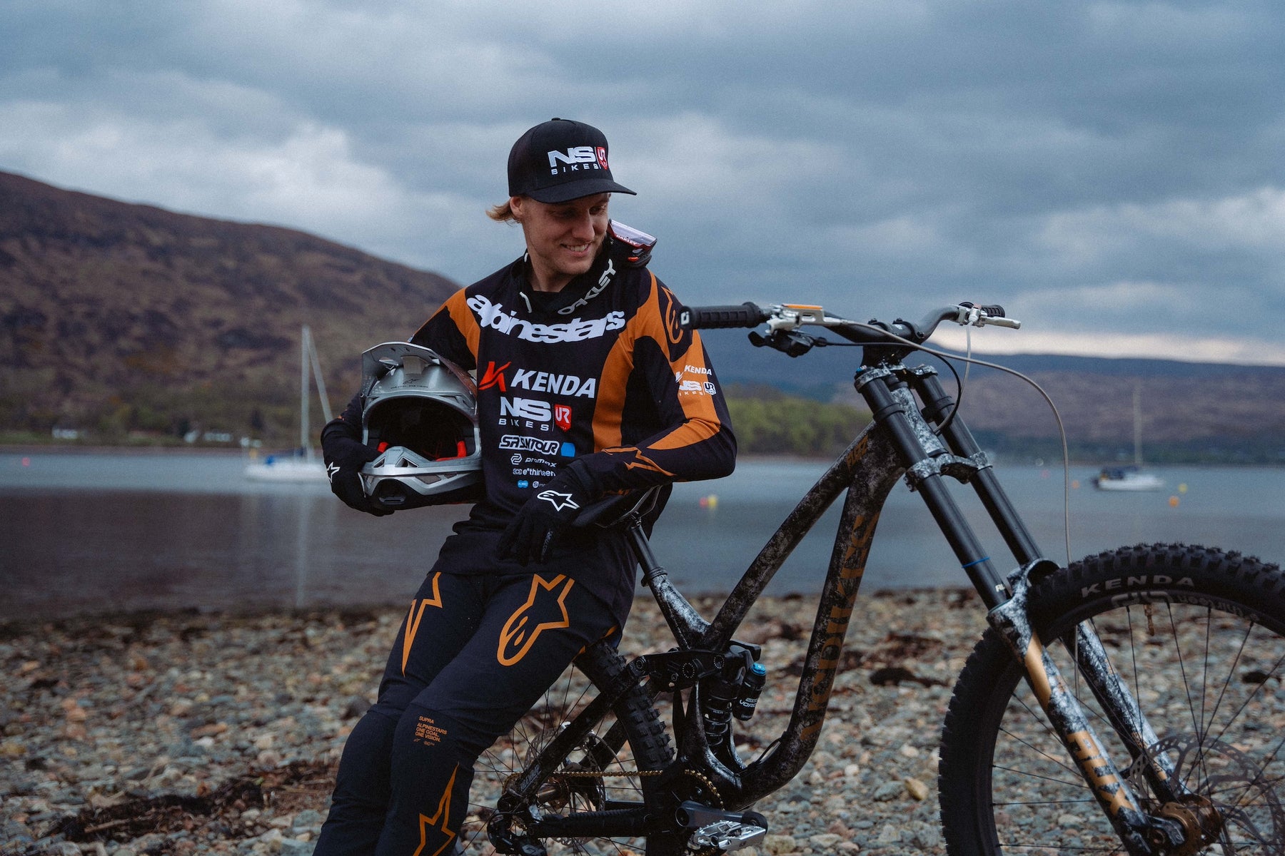 New Bikes and Kits! - Kenda NS Bikes UR Team 2024 – KMC Chain